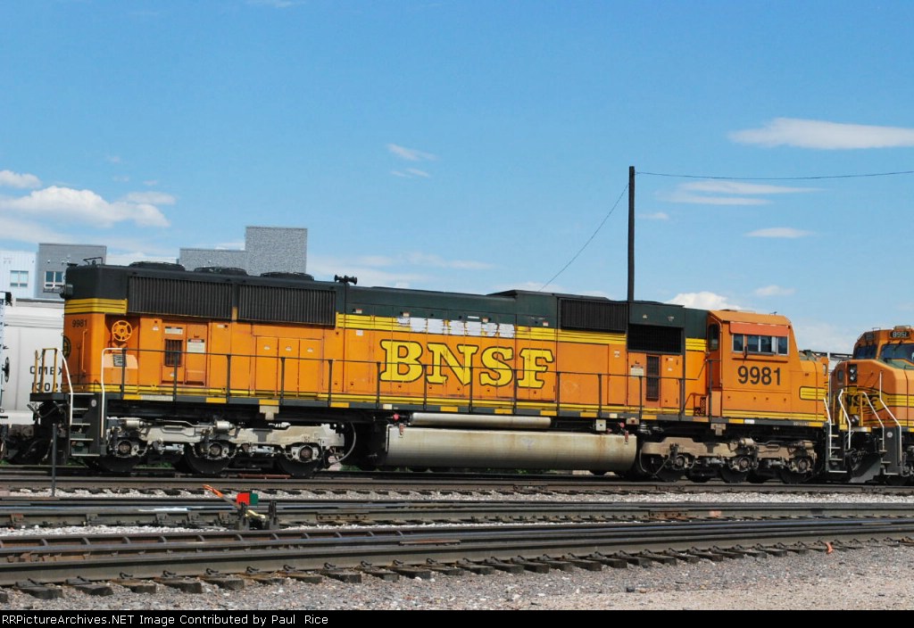 BNSF 9981